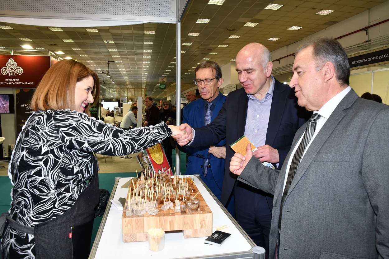 ΧΡΥΣΟ ΒΡΑΒΕΙΟ ΤΙΑΚΑ-ΕΒΡΙΤΙΚΑ ΠΑΡΑΔΟΣΙΑΚΑ ΠΡΟΙΟΝΤΑ - Τιάκας Εβρίτικα ...
